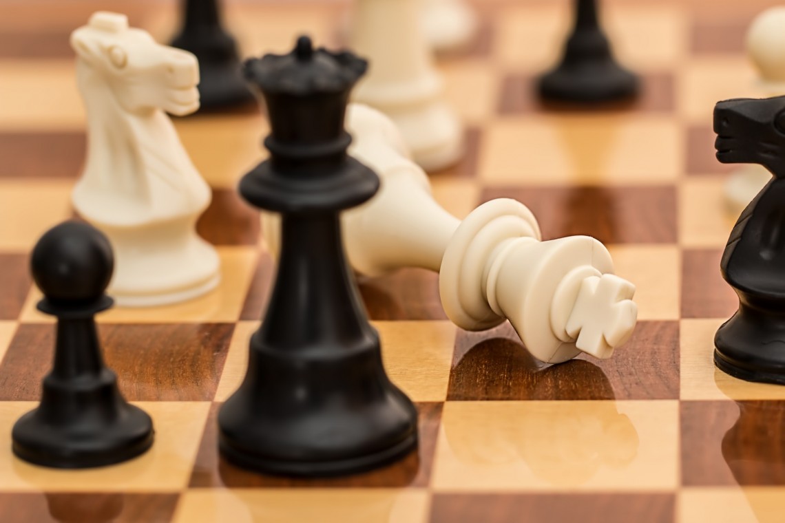 SCORM 1.2 vs 2004: Pros and Cons of e-Learning Old-timers SCORM 1.2 vs 2004: Pros and Cons of e-Learning Old-timers